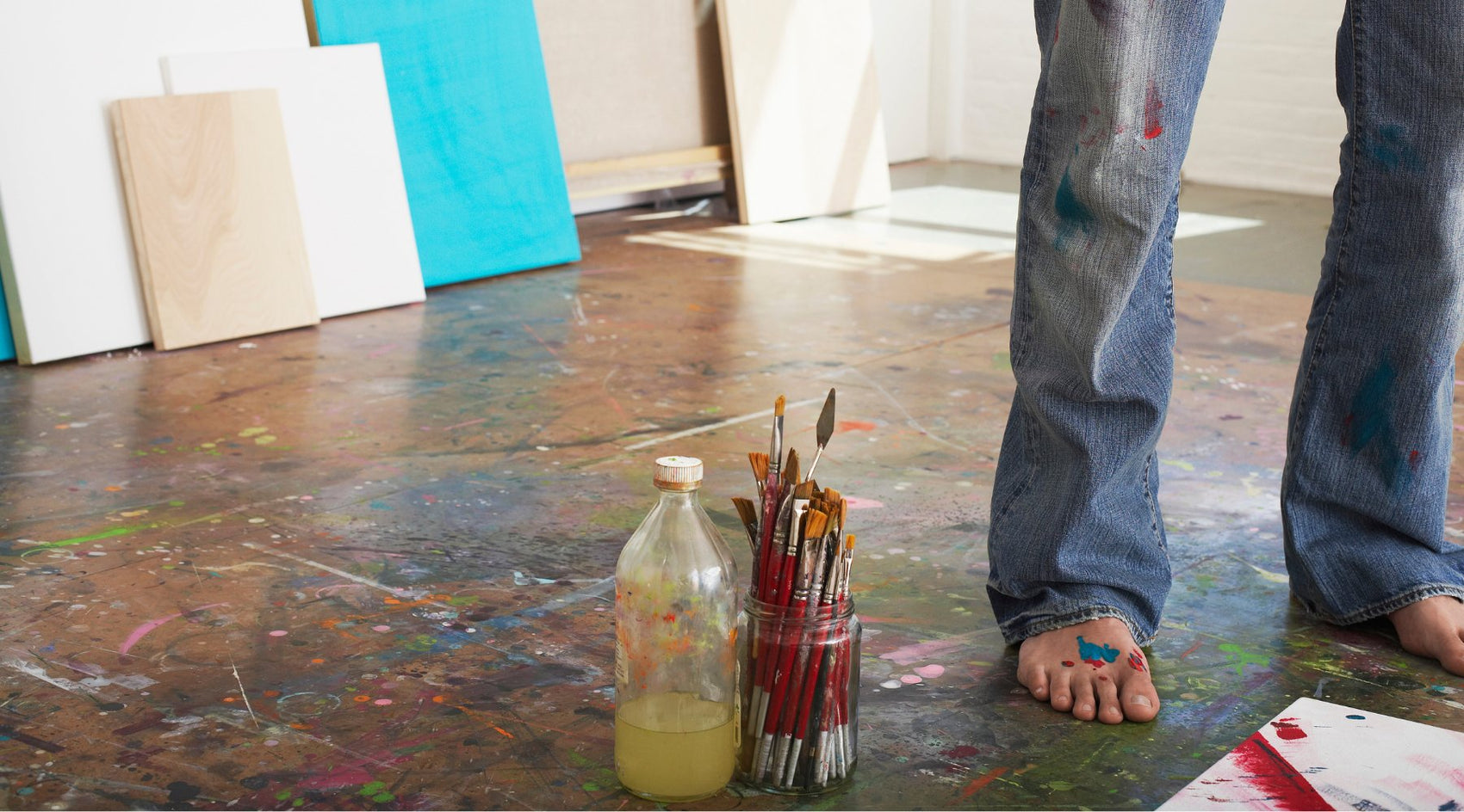 How and Why to Thin Paint: A Complete Guide for Using Paint for Plaster