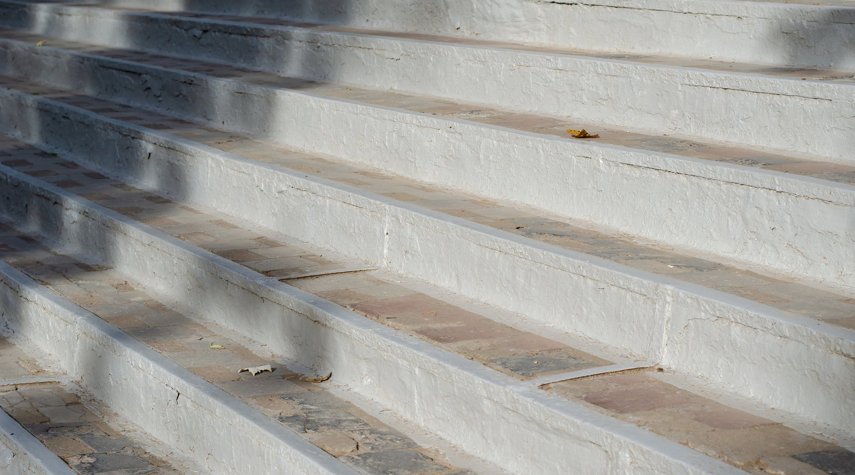 How to Paint Outdoor Concrete Steps: Slip-Resistant and Weather-Proof